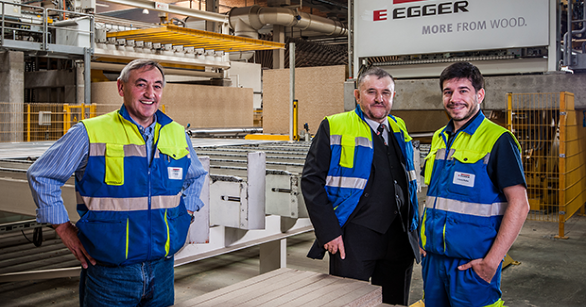 Egger the first to receive… | Furniture & Joinery Production